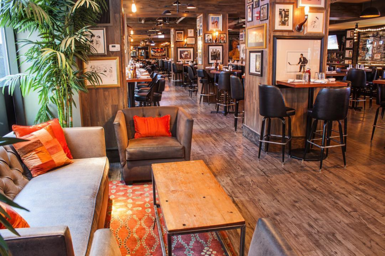 What to Know Before Visiting Randolph Tavern Pub in Chicago, IL